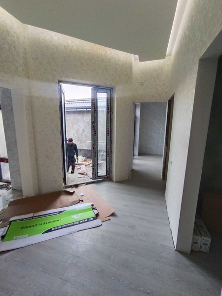 продам новый евро дом сергили кумарик 1*3 сот 4 хона 85000
