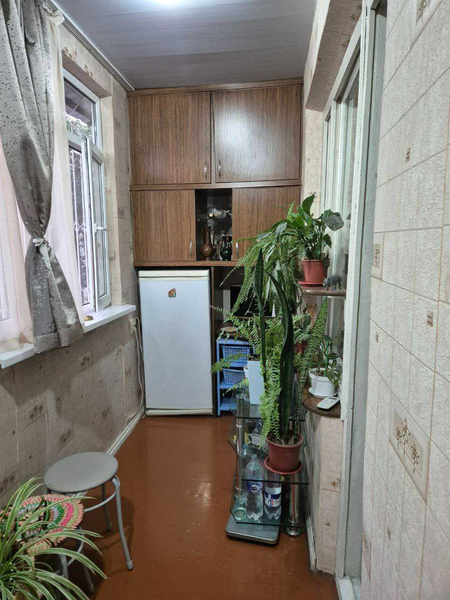 Без посредников прод-ся 3/2/4 возле м. Туркестон. Петушок.