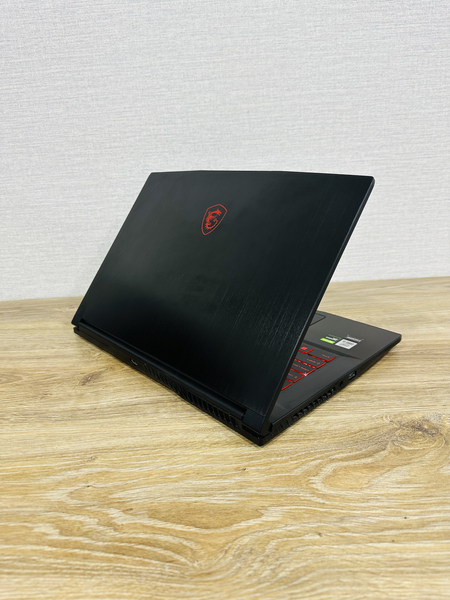 Мощный MSI Core i5-12 Ядерный+GTX1650 как новый Геймерский ноутбук