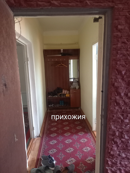 Урганч шахрида 2 хонали кв сотилади