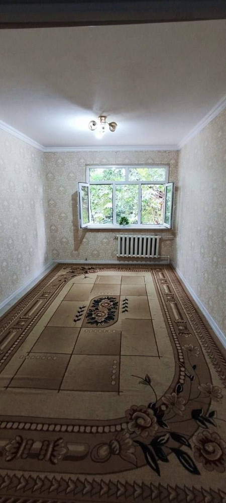 Продаётся Чиланзар 6 2/4/4  балкон 1.5 *2 метро рядом