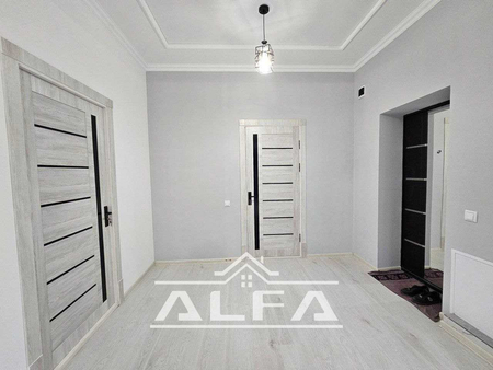 2 xonali 72m² 2-qavat sotiladi.