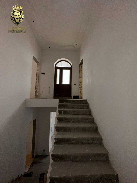 Продается участок 4 сотки(5 комнат) ор-р Самаркандский цена 140.000$