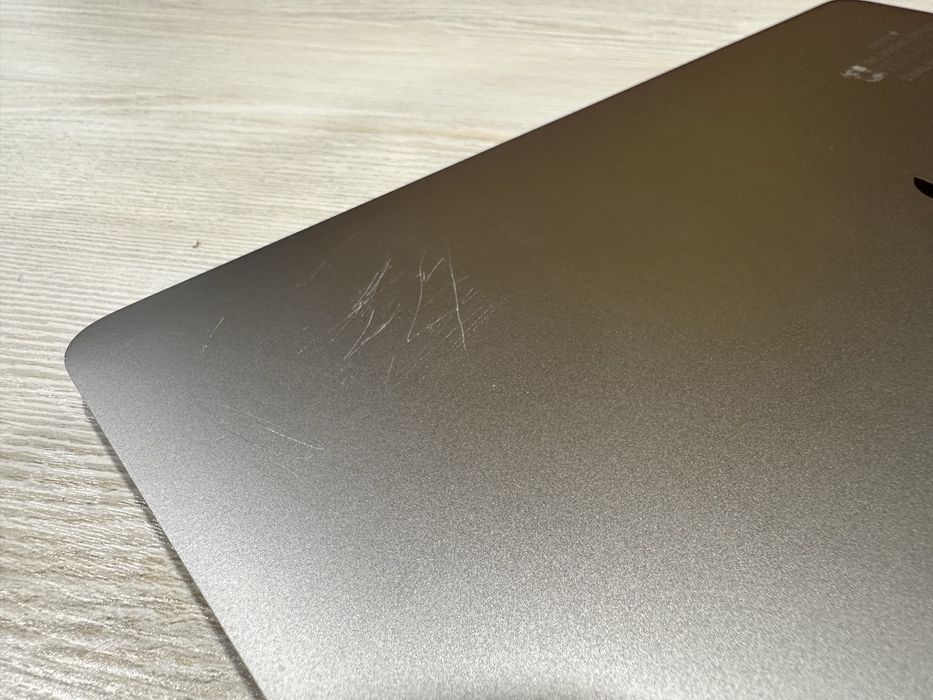 Срочно Продам Macbook Air M1 13-inch