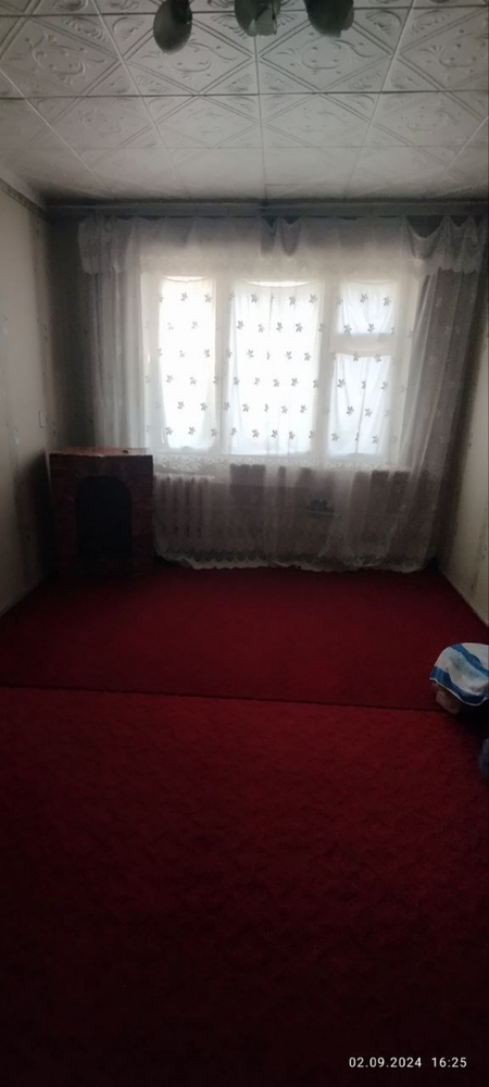 Chilonzor 9 kvartlda 1x 2 qilingan uy bor 200$