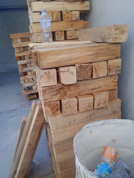 40x40.   10x10 qadash.  40 sm 2 metir