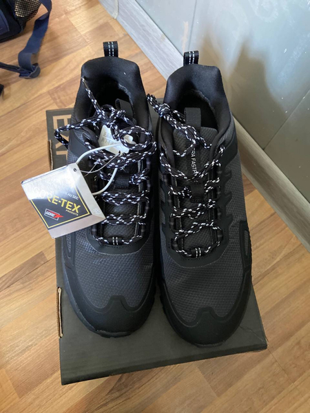 Зимние кроссовки the north face 42 размер