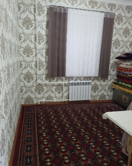 Академгородок. 1-Комн. 2-Этаж. Кирпичный. 26м². Ялангач. Ттз. Феруза.