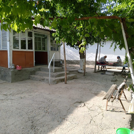 Uy sotiladi Toshkent viloyati