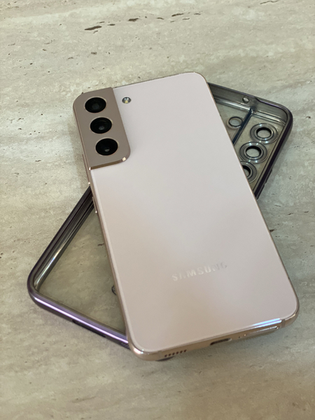 Samsung S22 идеал холата