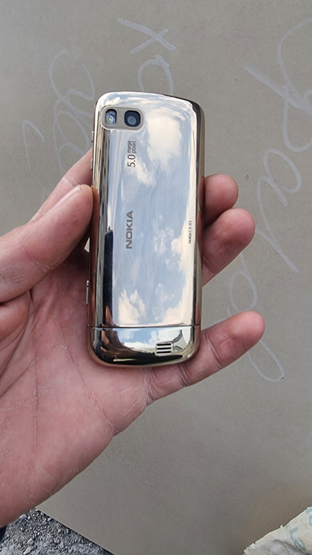 Nokia c 3 01 gold.