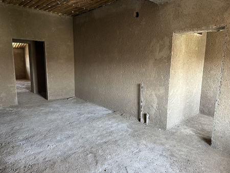 Vakzal kuchada Mansard sotiladi