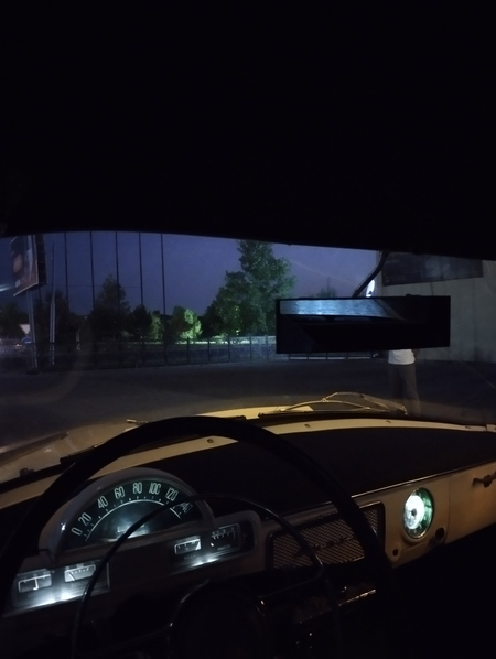 Gaz 21 Volga sotiladi