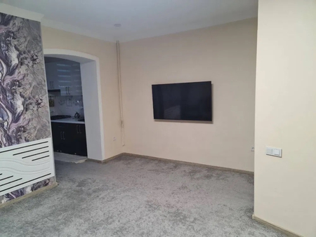 Аренда Центр Дархан метро 2/1/4 кирпич 60м2