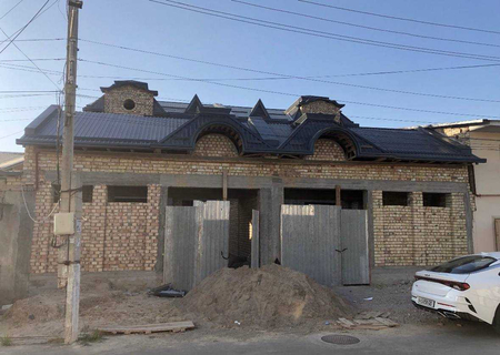 Продается дом в Мирзо Улугбекском районе ( Греческий городок)