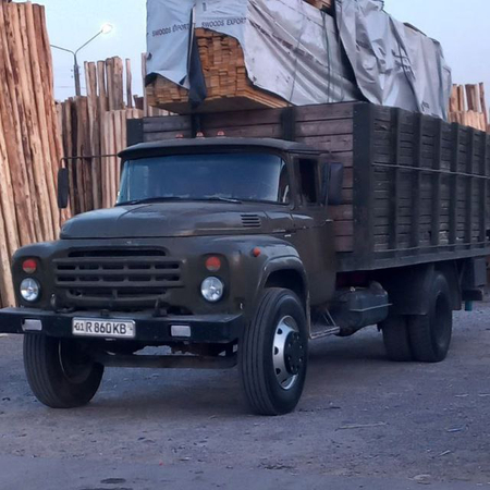Zil 5 metrli sotiladi