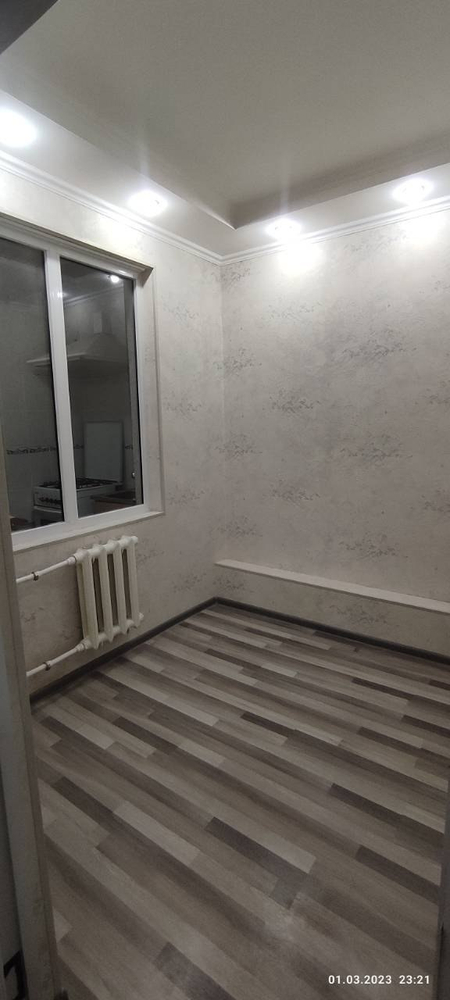 Жуковский больница яқинида 2 хонали квартира ижарага берилади