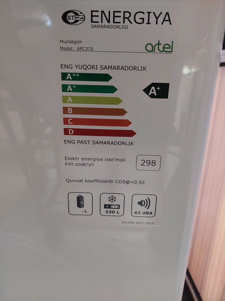 Morozilnik sotiladi