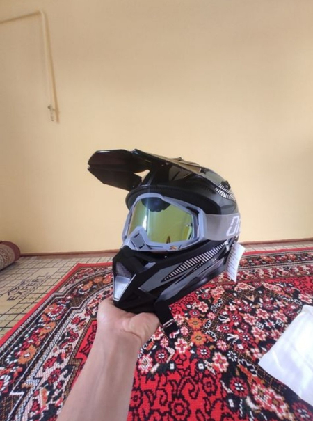 Kaska enduro shlem sotiladi