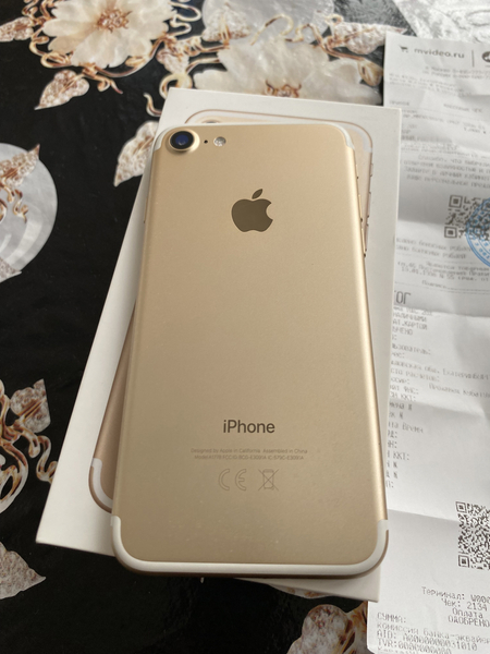 Iphone 7/32 gb gold RU/A