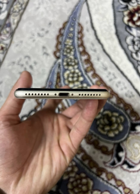 Srochno iphone 7 plus 128 gb