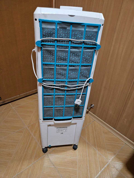 Мобильный охладитель воздуха. Работает на воде.