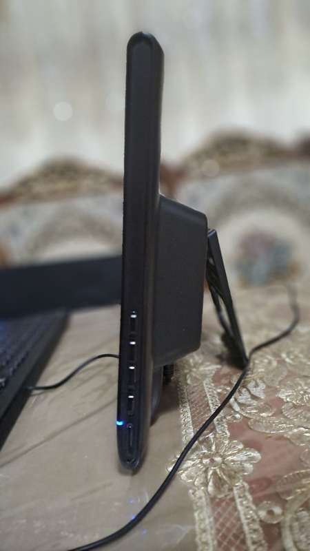 COMPAQ kampyuter ishlashi tez yaxshi (manitor ekran prasesr va mishka