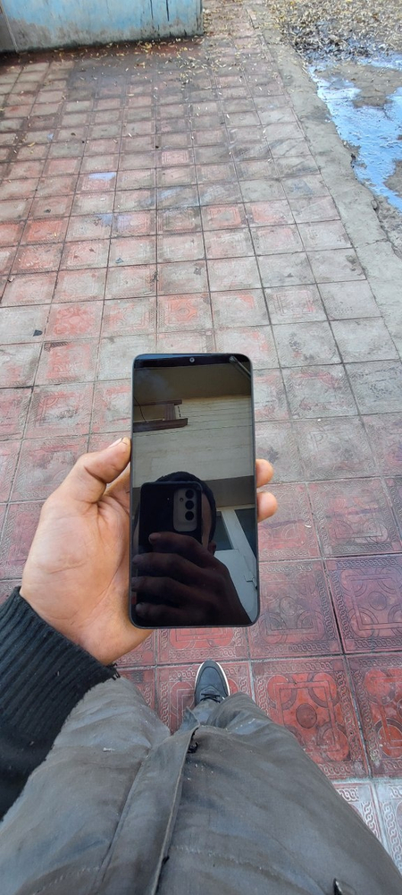 Redmi 13 C Sotiladi