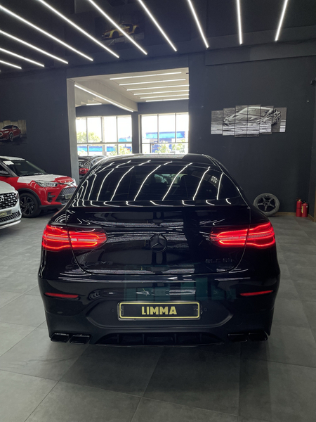 Mercedes Benz GLC300