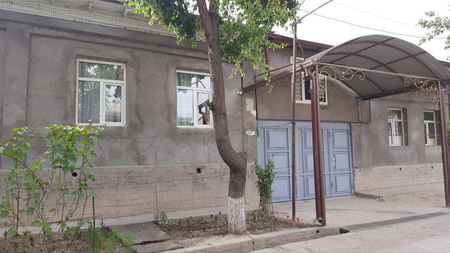 Yunsobod oq tepa uchastka sotiladi