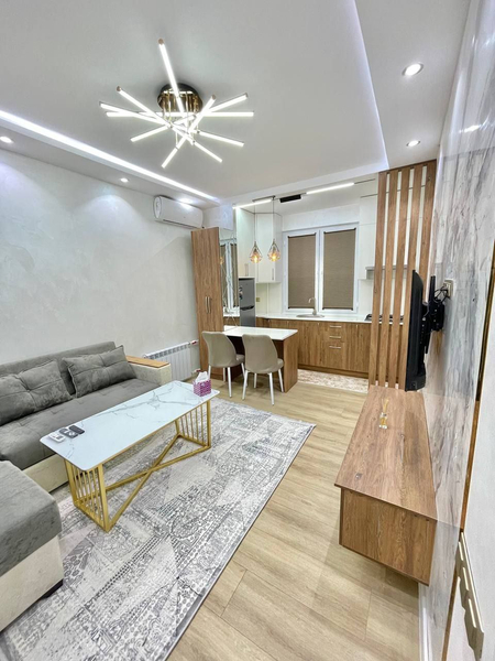 .Продам 1х2комнатную с мебелью техникой евроремонтом 2кварталеЧиланзар