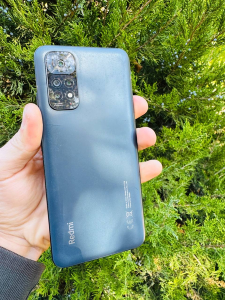 Redmi  note 11 srochna sotiladi
