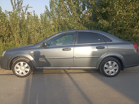 Lasetti 1.8L 2013