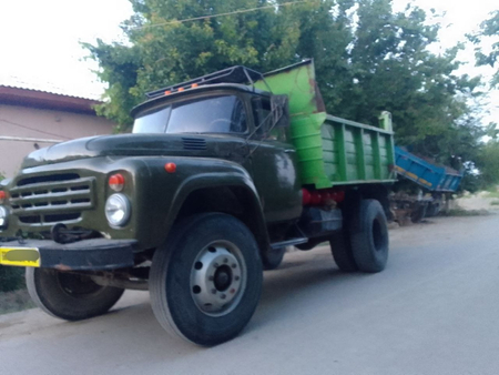 Зил йук машинаси