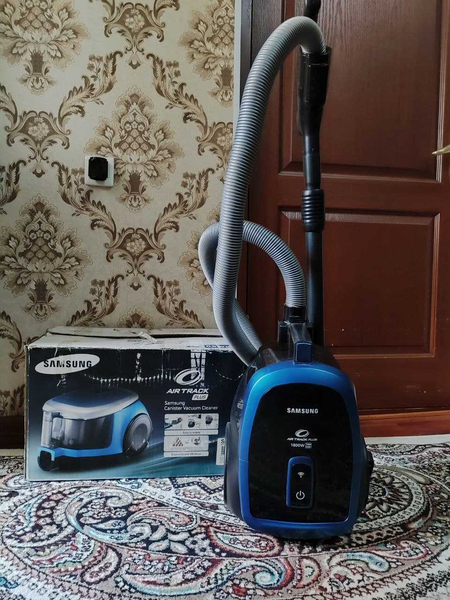 Samsung Canister Vacuum Cleaner SC4760