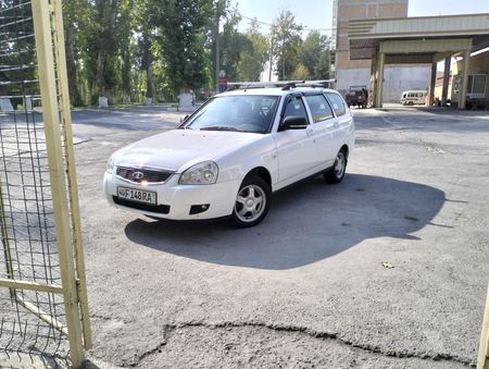 Lada Priora 2 se Universal 2015