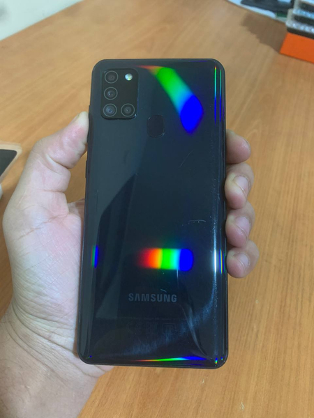 Samsung A21s sotiladi