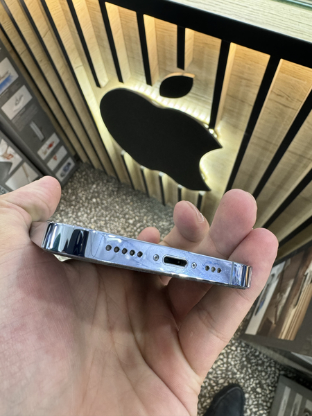 iPhone 13 pro 128 gb