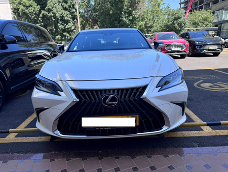 Продается Lexus ES300 Hybrid