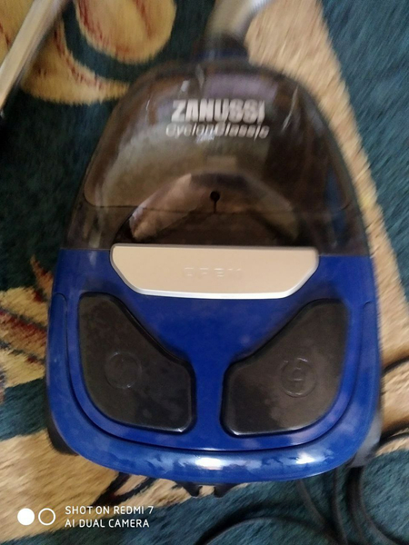Пылесос Zanussi продается