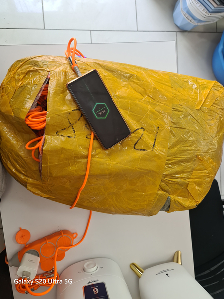 Telefon zaryadnik