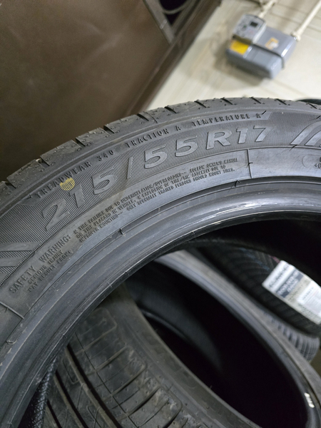 good year r17 epica/cobalt