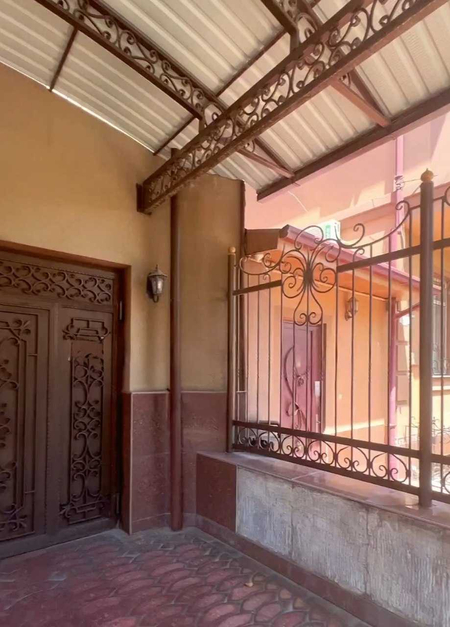 ПРОДАМ СВОЙ БОЛЬШОЙ ДОМ 4 уровня (Мирзо-Улугбекский район)
