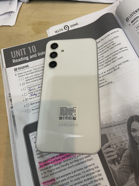 Samsung galaxy A54