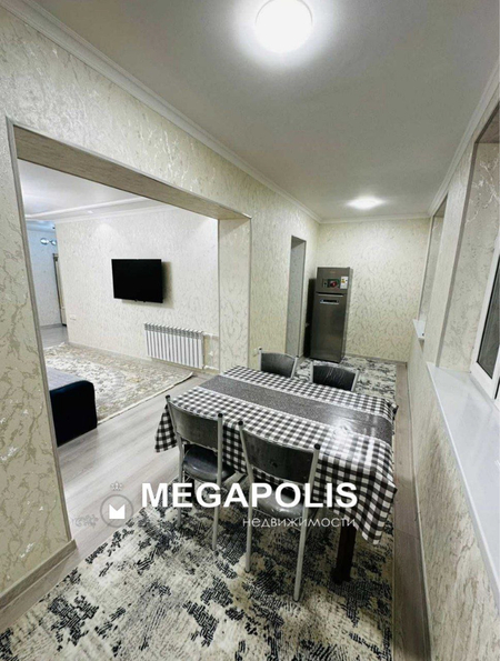 Хамза Метро 3/2/5 Продам 3 комнатную квартиру ! Балкон 2/6
