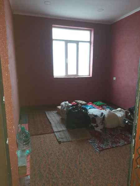 Buxoro shaharda 3 xona 4-etajda kvartira sotiladi