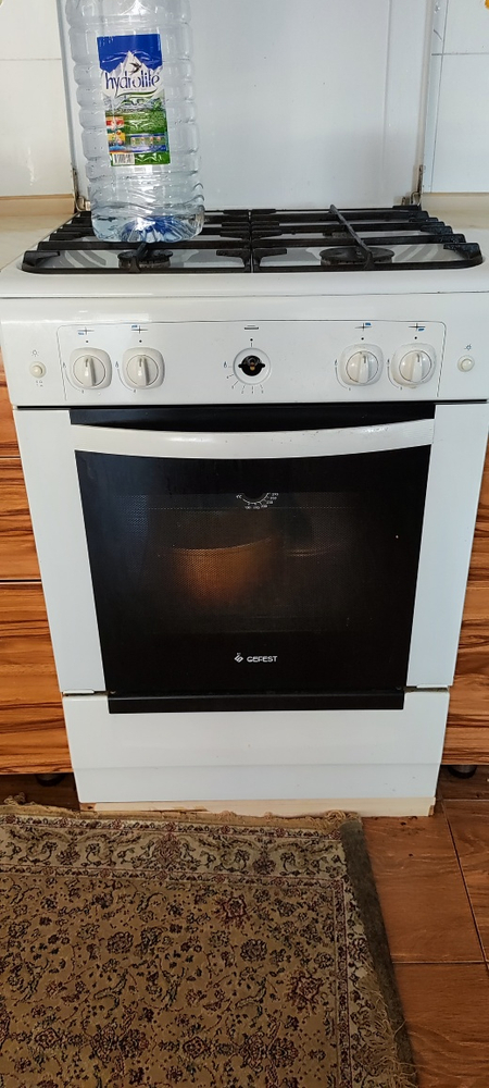 Продам б/у газплиту