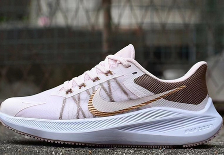 Беговые кроссовки Nike