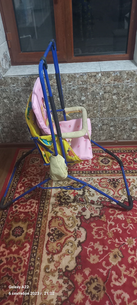 Продаётся Детский качели