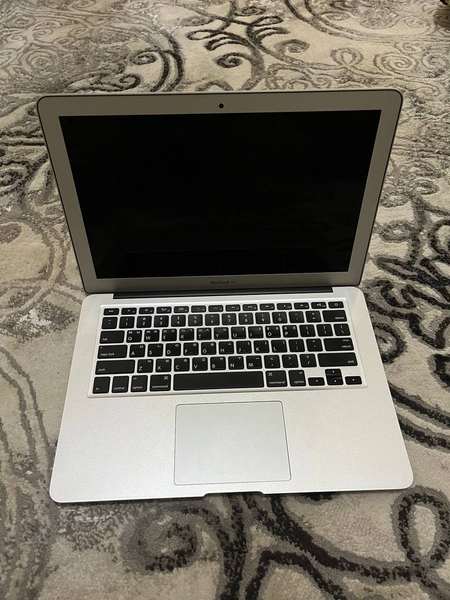 MacBook 2017 Monterey core i3 , 8/128,СРОЧНО!